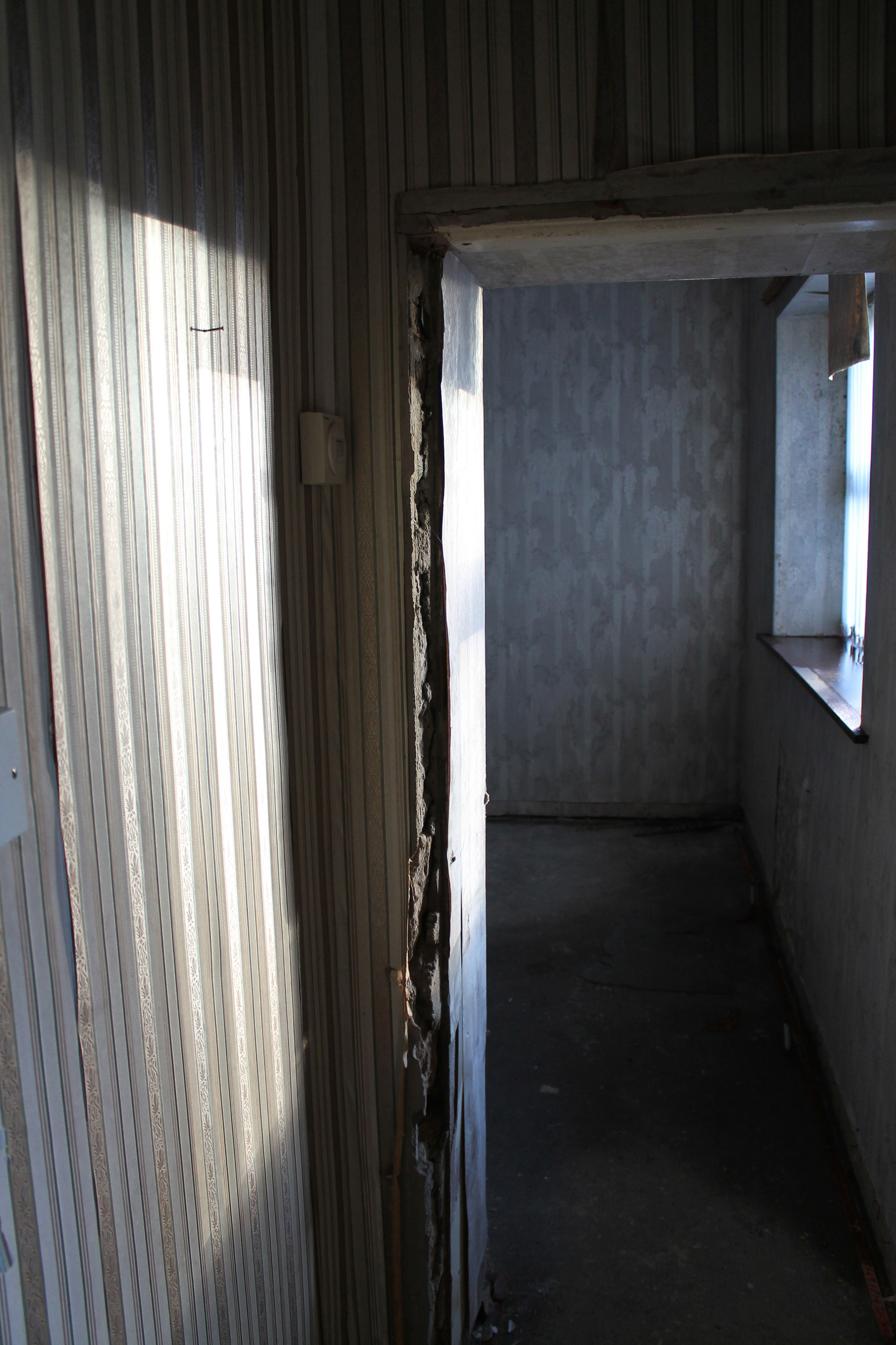 The House With No Roof | Family. Life.